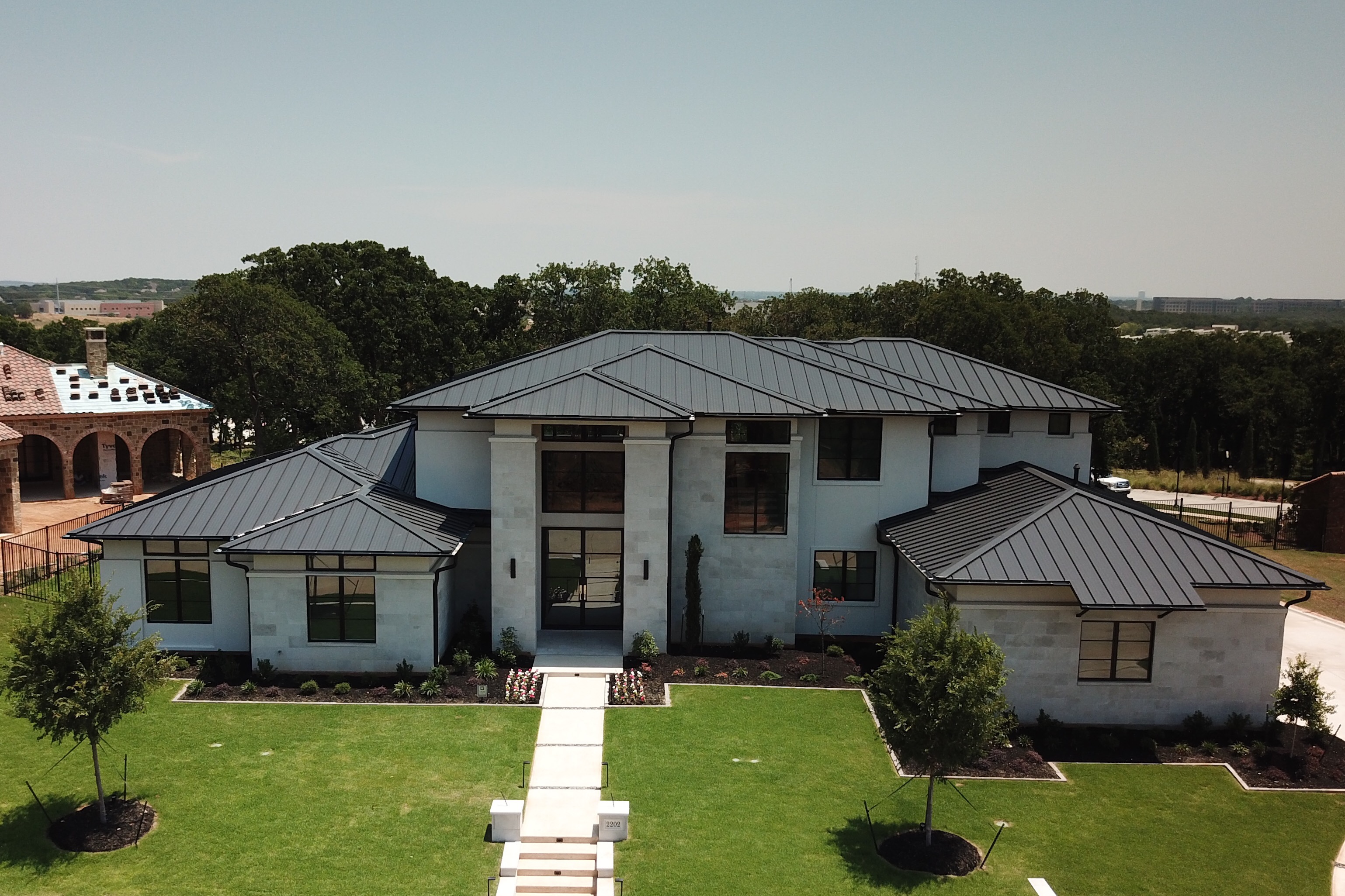 Metal Roofing Systems by Distinctive Roofing Serving the DFW Area
