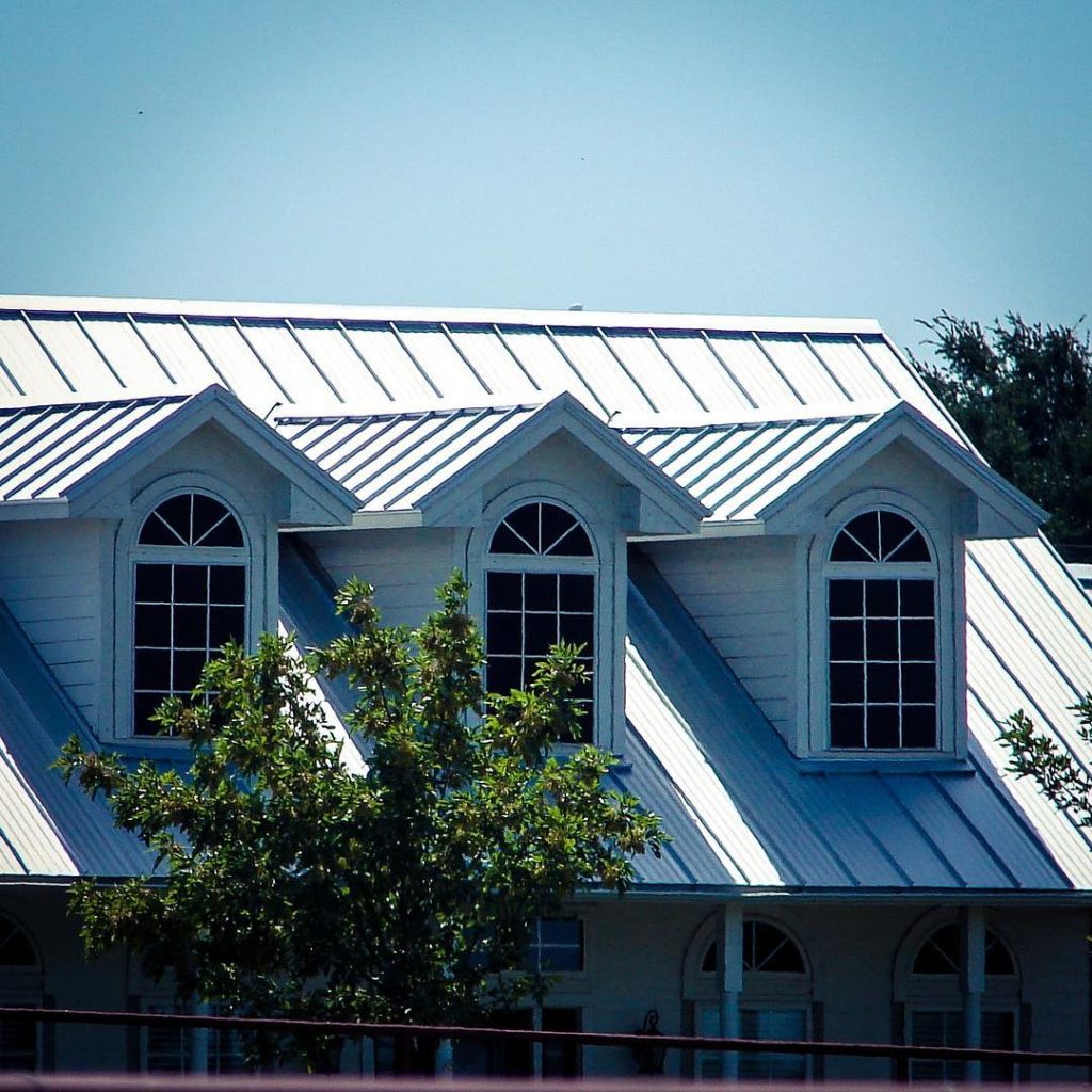 Metal Roofing Systems by Distinctive Roofing Serving the DFW Area